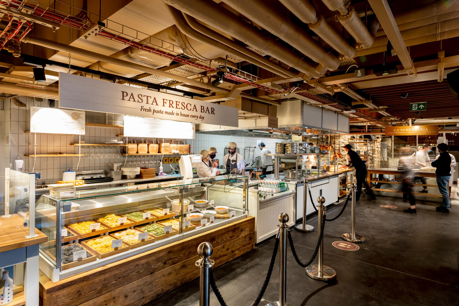 Eataly London - Idealwork - Pavimenti e rivestimenti in cemento